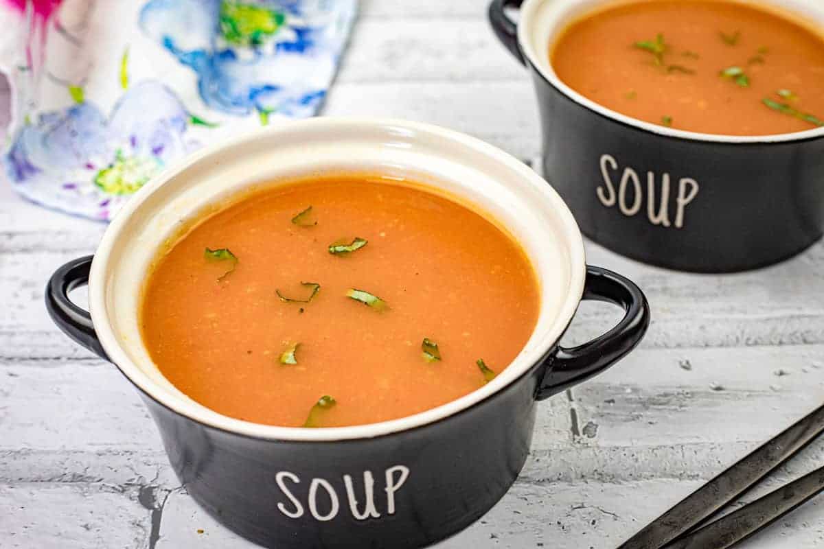 These 33 Soups & Stews Won’t Break the Bank or Your Schedule - Retro Recipe Book