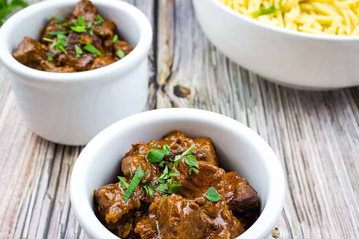 23 Dump-and-Go Slow Cooker Recipes That Prove Great Food Doesn’t Need ...