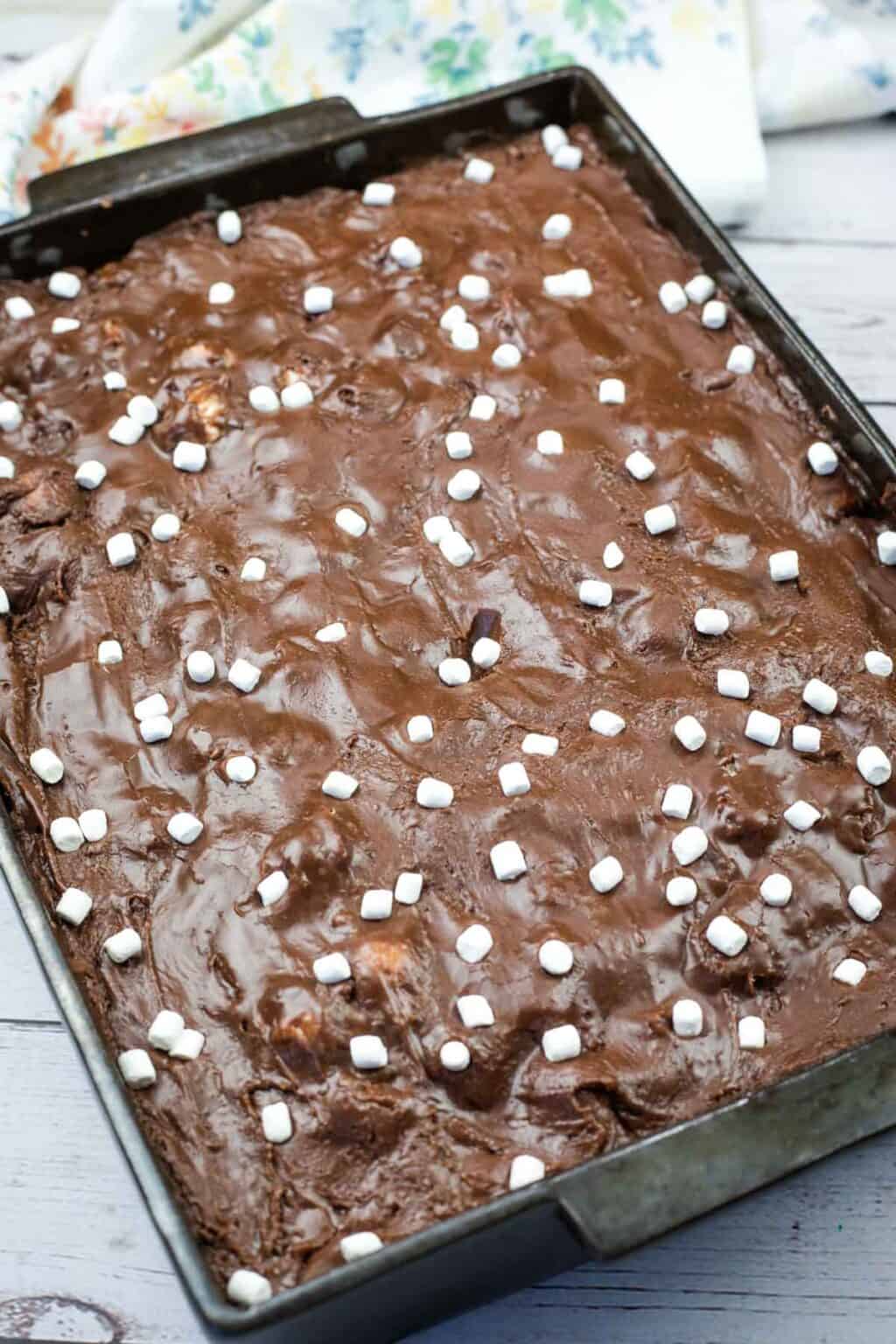 Grandma’s Coca-Cola Cake - Retro Recipe Book