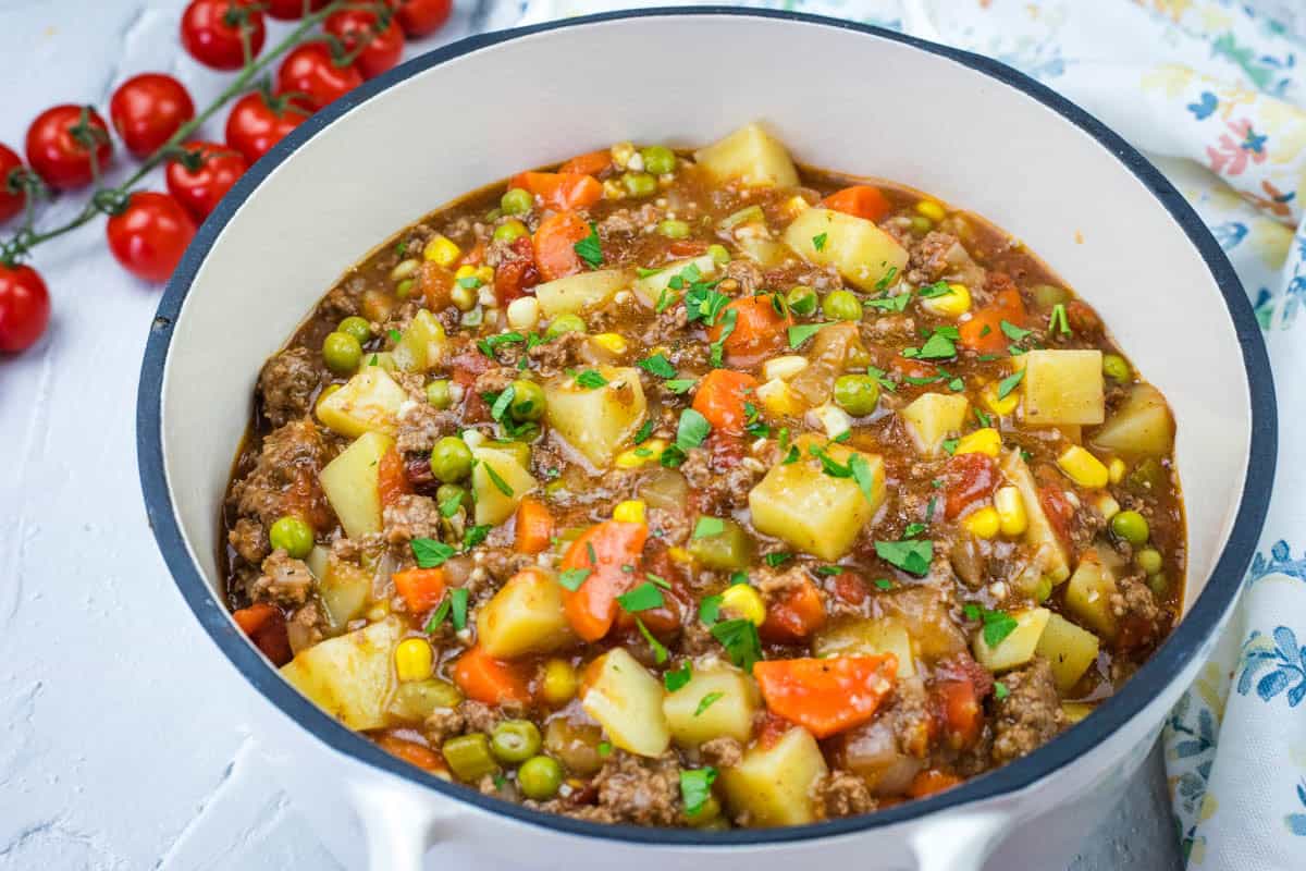 Mom’s Hamburger Stew - Retro Recipe Book