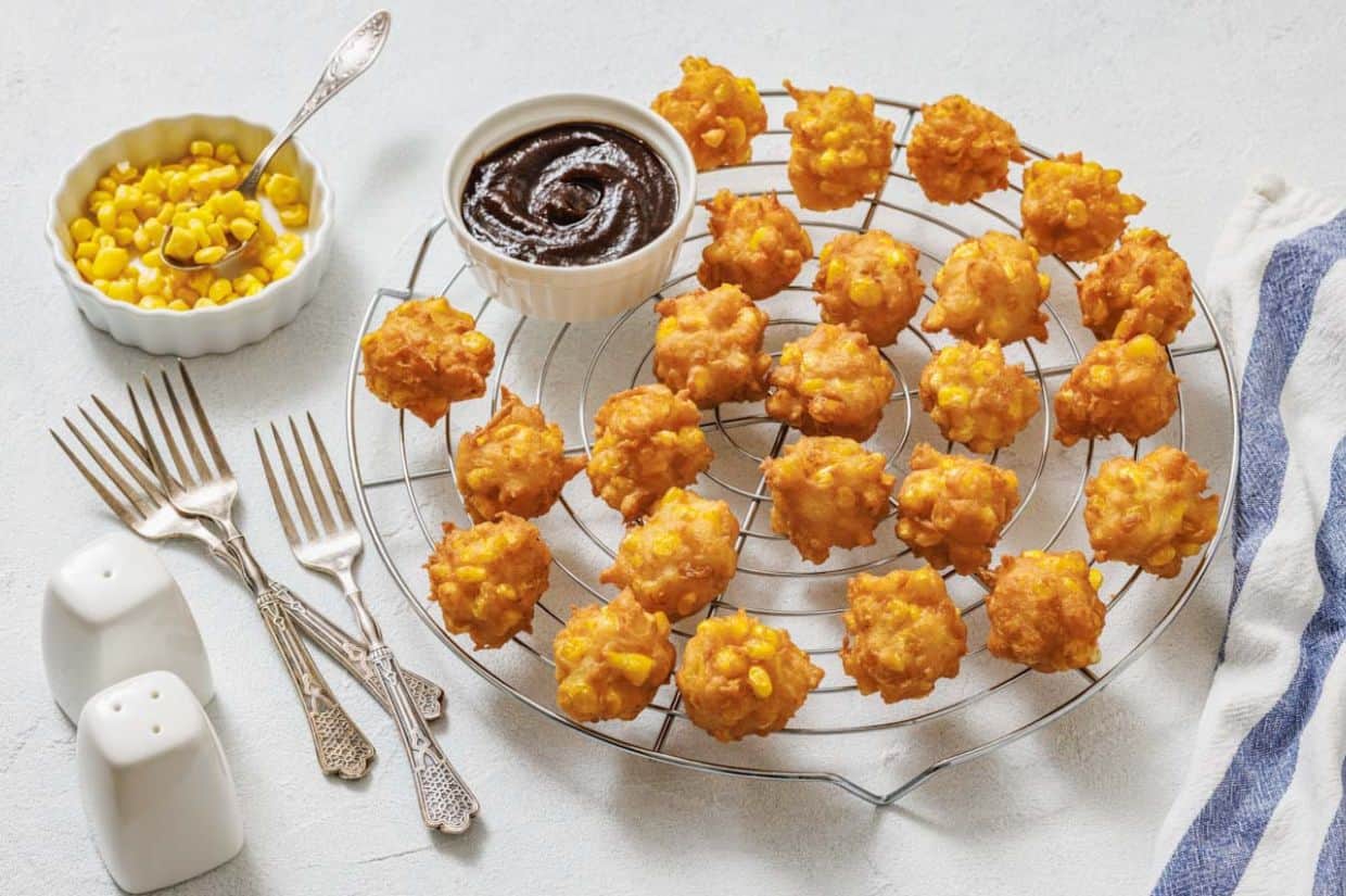 27 Finger Foods That Somehow Taste Better on a Paper Plate or Straight ...