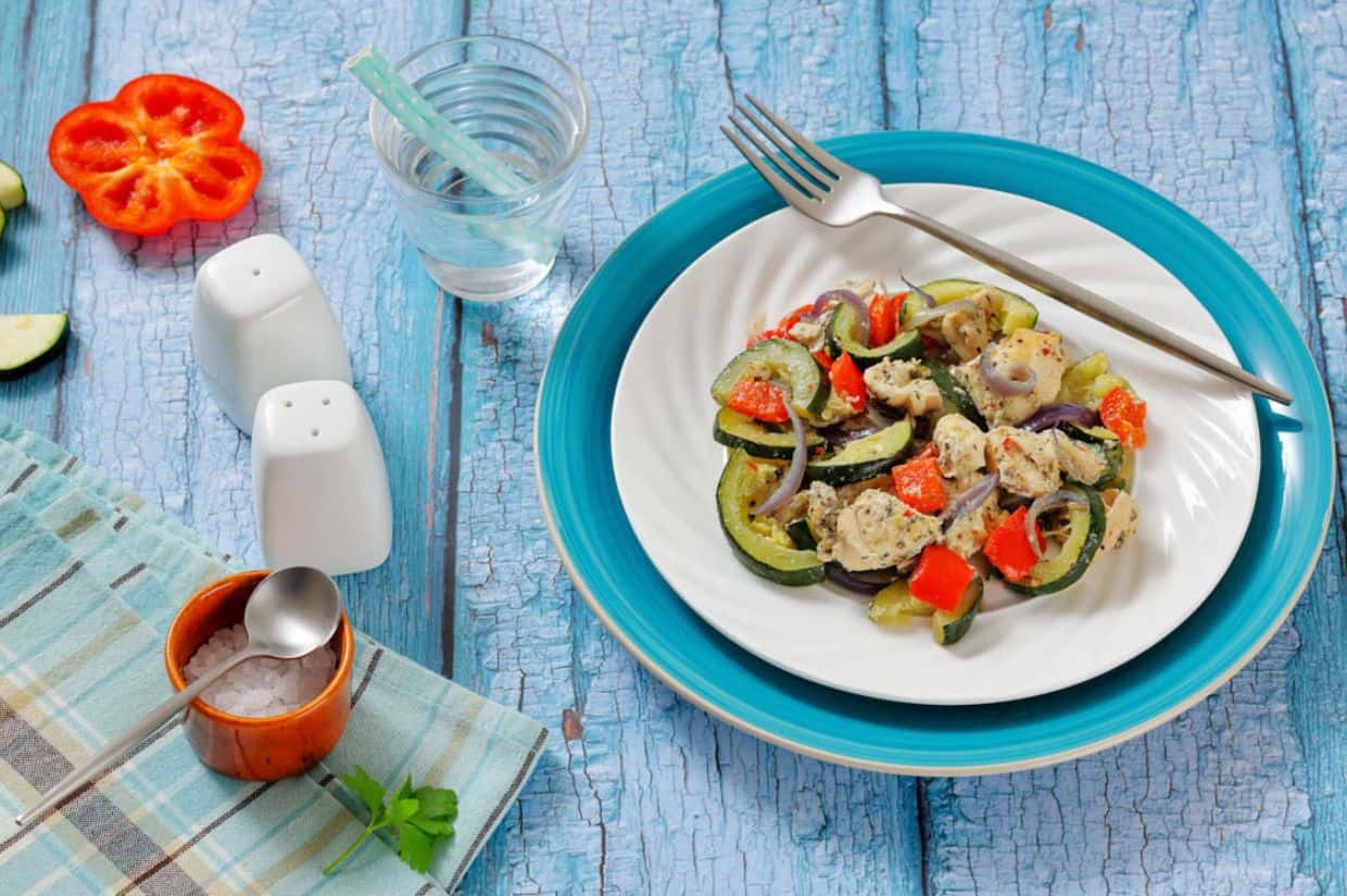 Italian Herbed Chicken and Veggie Bake Foil Packs - Retro Recipe Book